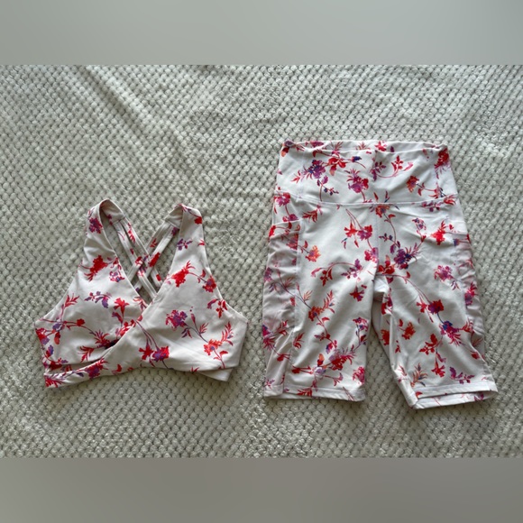 Fabletics | Shorts | 2 Piece Fabletics Powerhold Set In Size Small ...